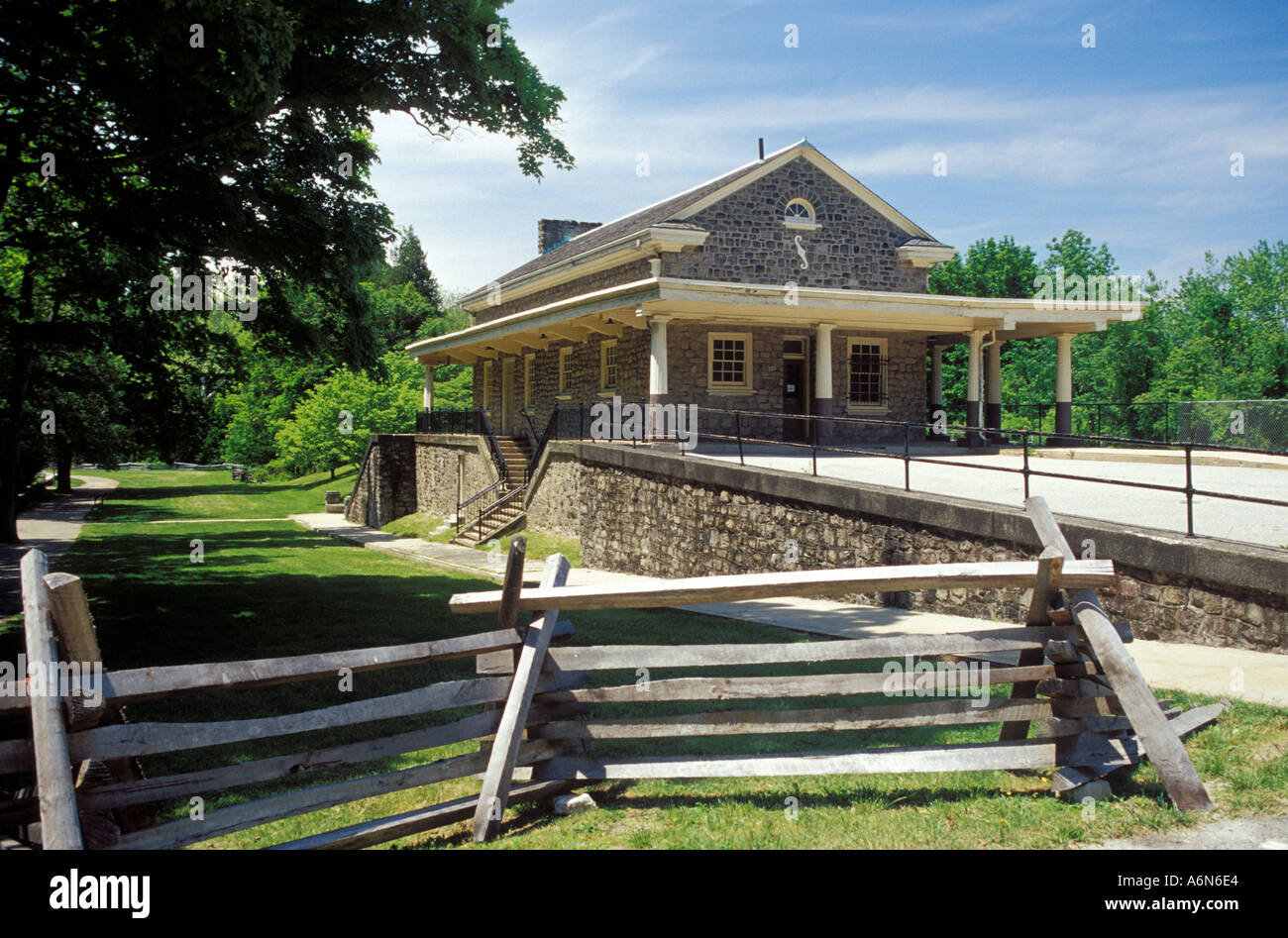 Valley forge 1777 winter hi-res stock photography and images - Alamy