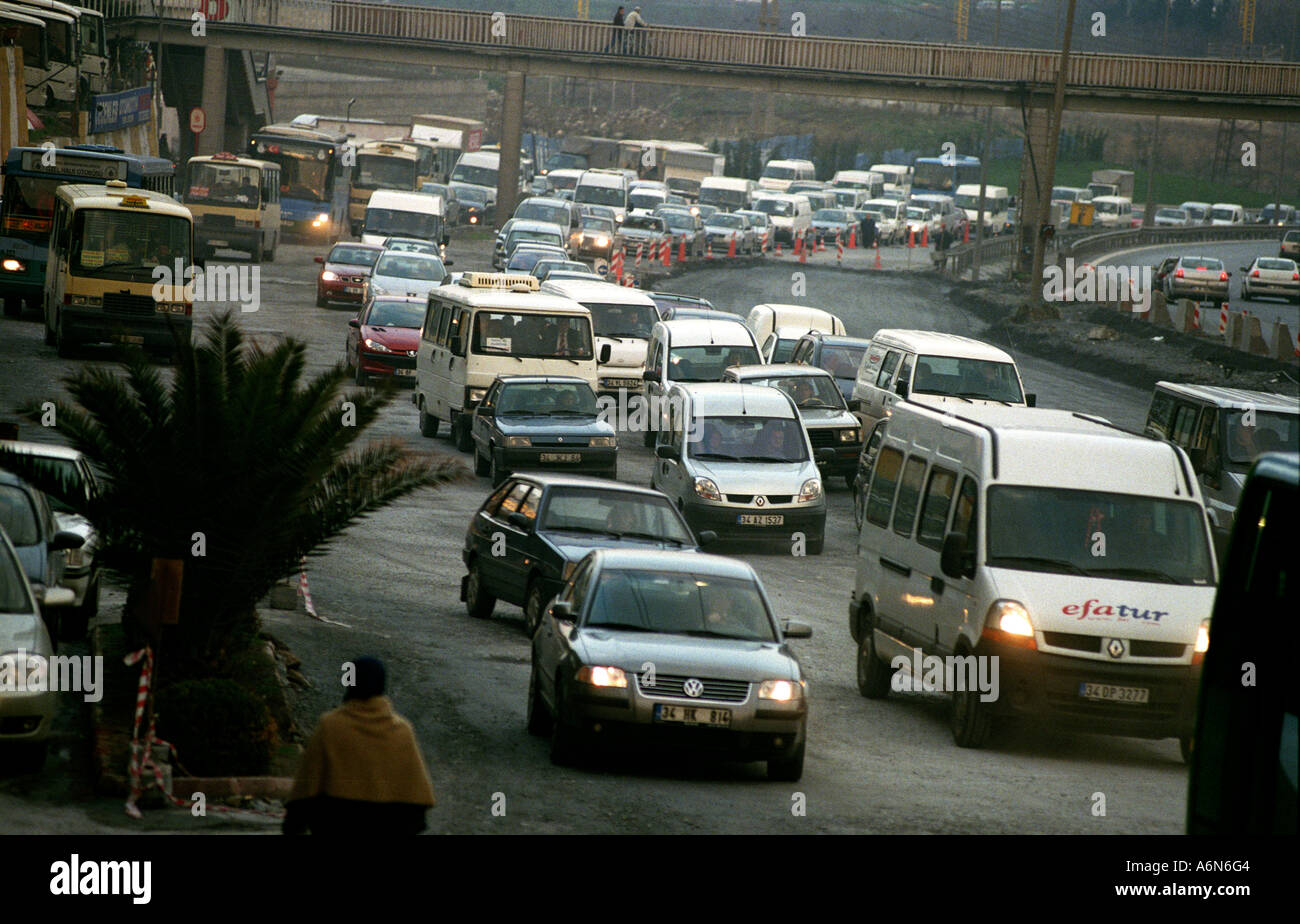 TURKEY HEAVY TRAFFIC IN ISTANBUL 2006 Stock Photo - Alamy