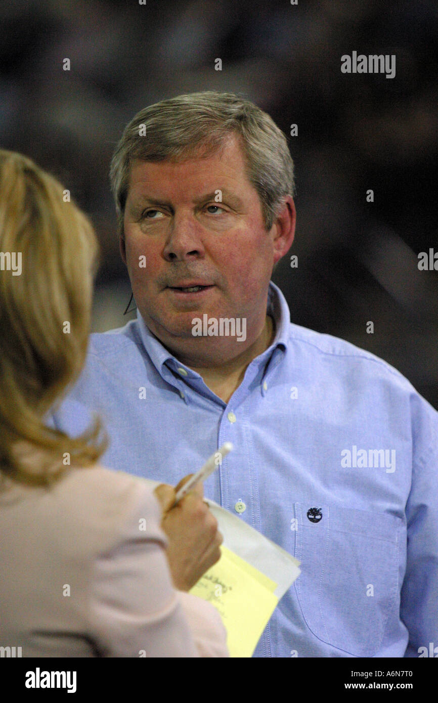 Brendan Foster bbc athletics commentator Stock Photo - Alamy