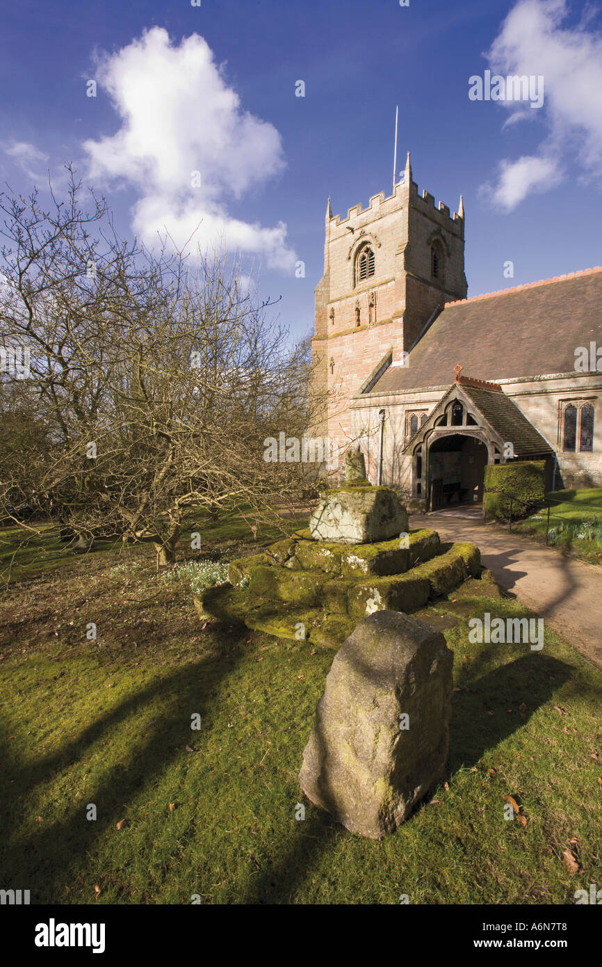 St leonard’s church beoley hi-res stock photography and images - Alamy