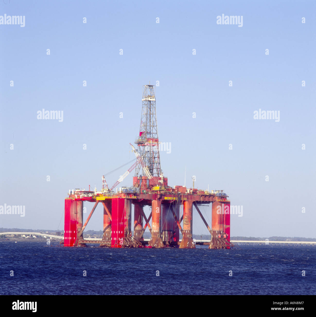 Semi-submersible Oil Platform Stock Photo - Alamy