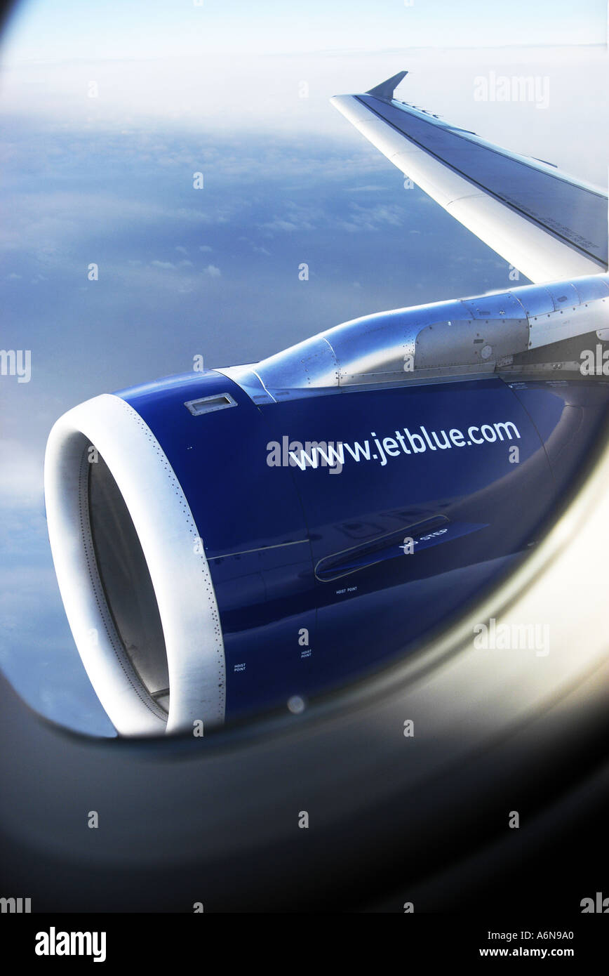 Jet engine in flight Stock Photo - Alamy