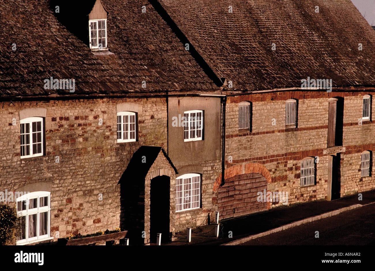 houses converted barn ringstead village northamptonshire Stock Photo ...