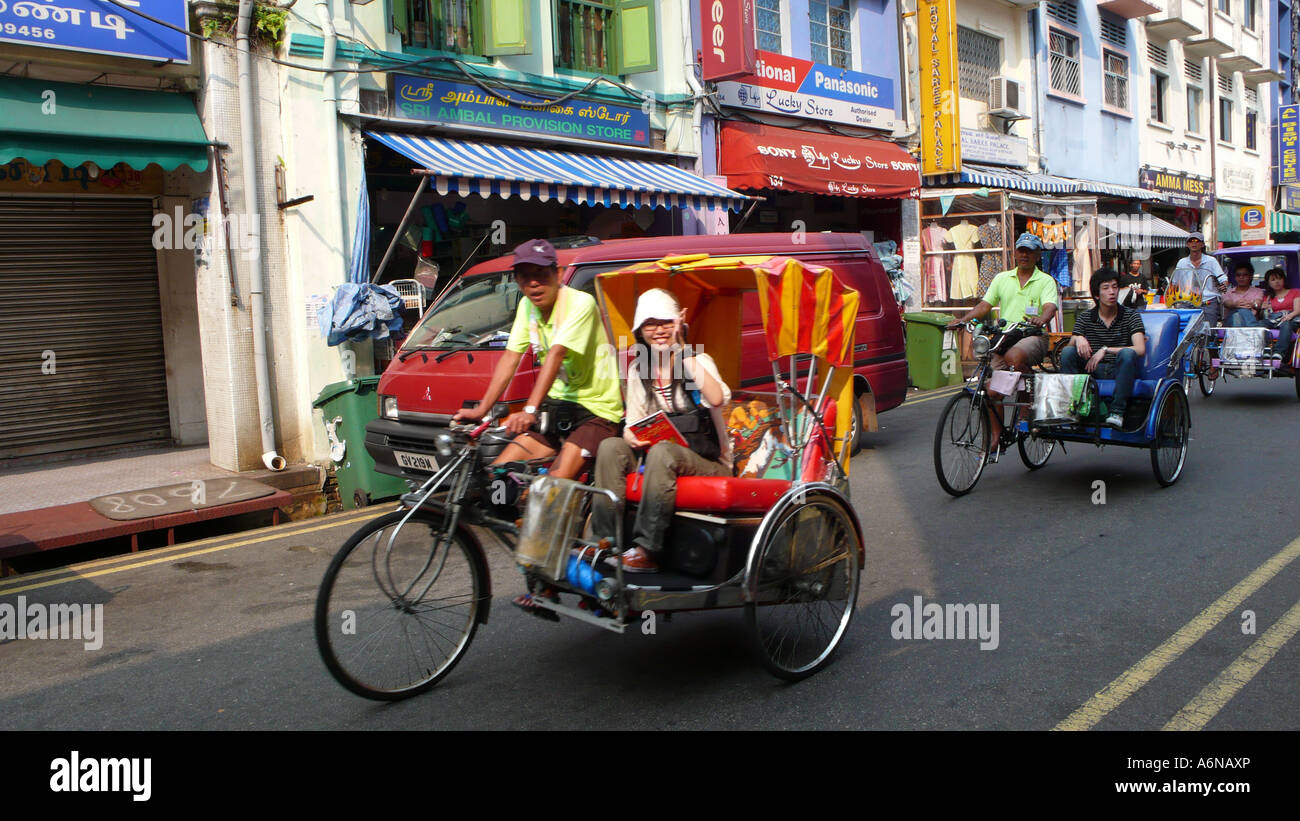 Singapore rickshaw hi-res stock photography and images - Alamy