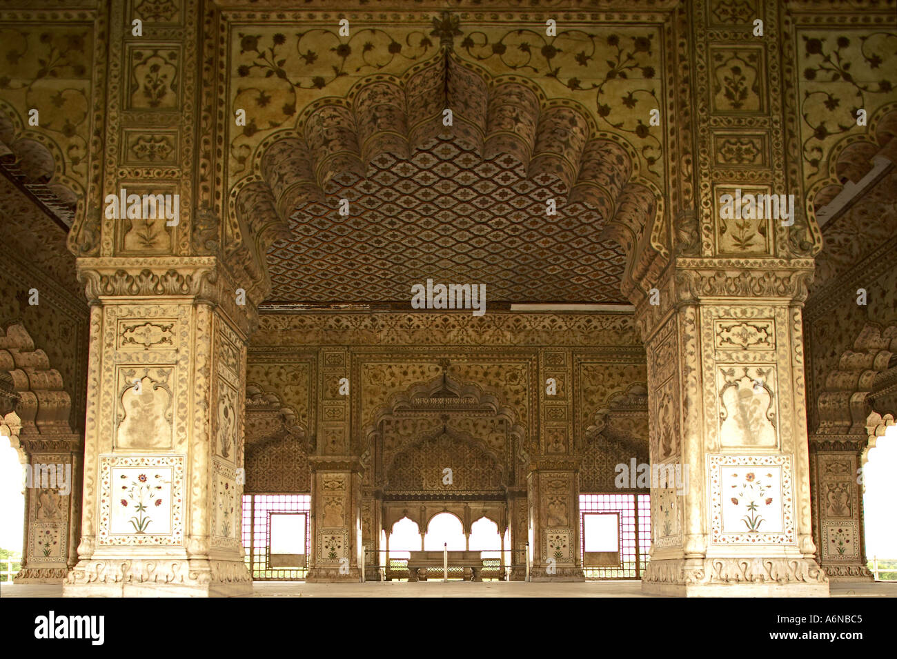 Red Fort Diwan l khas 1648 AD Old Delhi India Stock Photo - Alamy