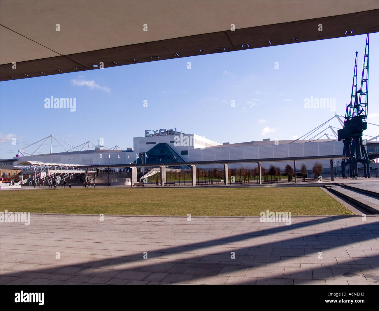 Medieval london port hi-res stock photography and images - Alamy