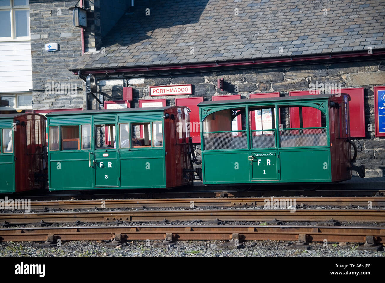 Victorian railway carriages hi-res stock photography and images - Alamy