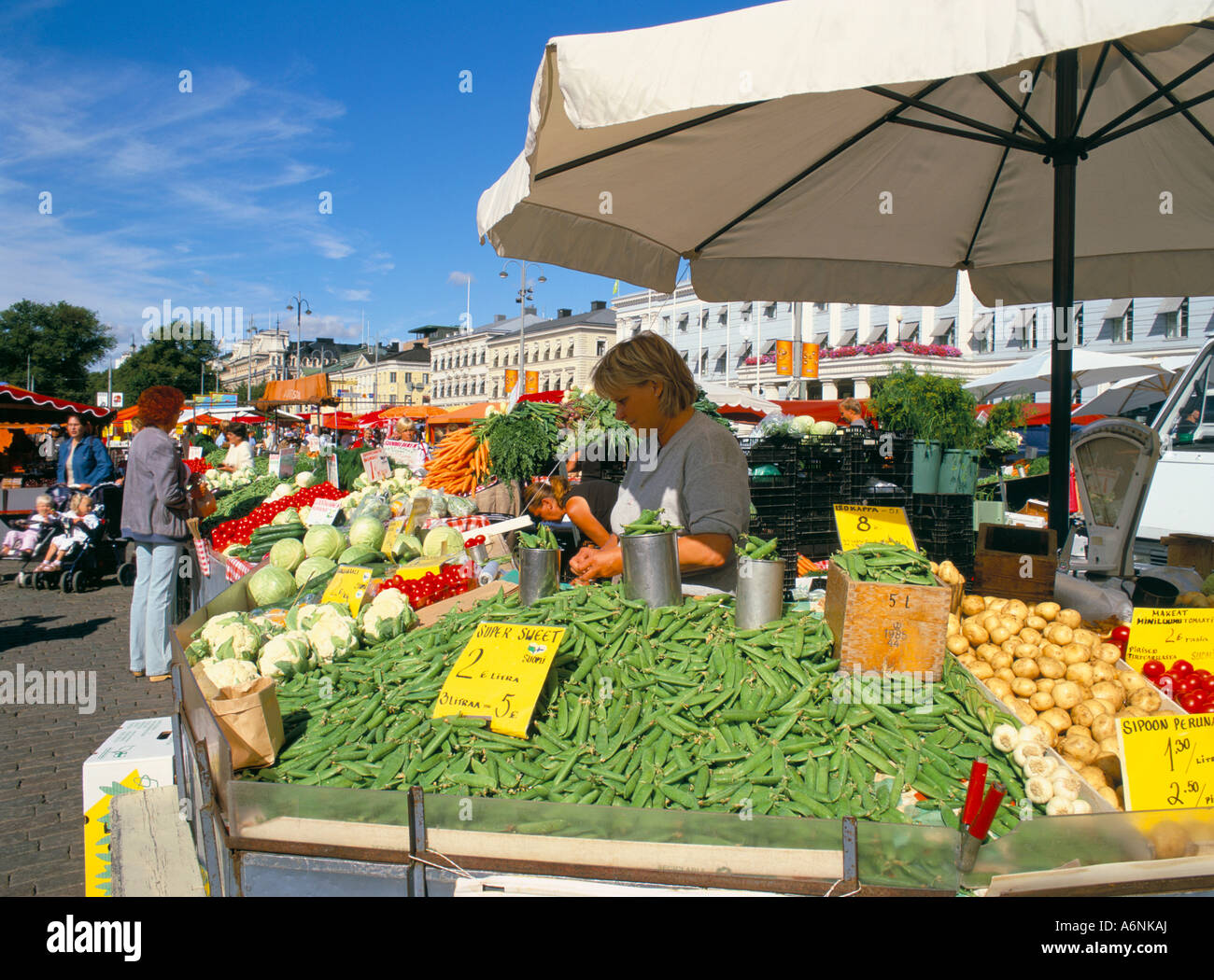 Helsinki finland vegetable stall hi-res stock photography and images ...