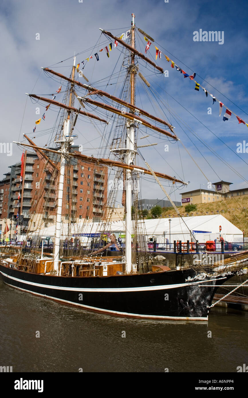 Tall Ship docked along the Newcastle Quayside Stock Photo - Alamy