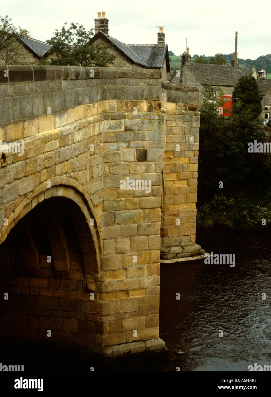Baslow and bridge hi-res stock photography and images - Alamy