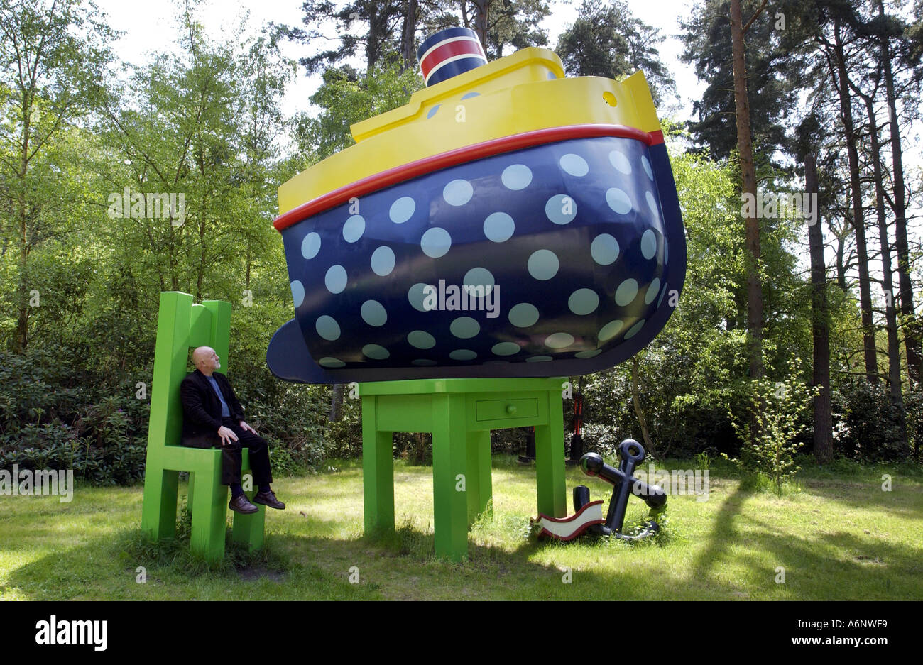 spotty boat high and dry in sculpture park Stock Photo - Alamy