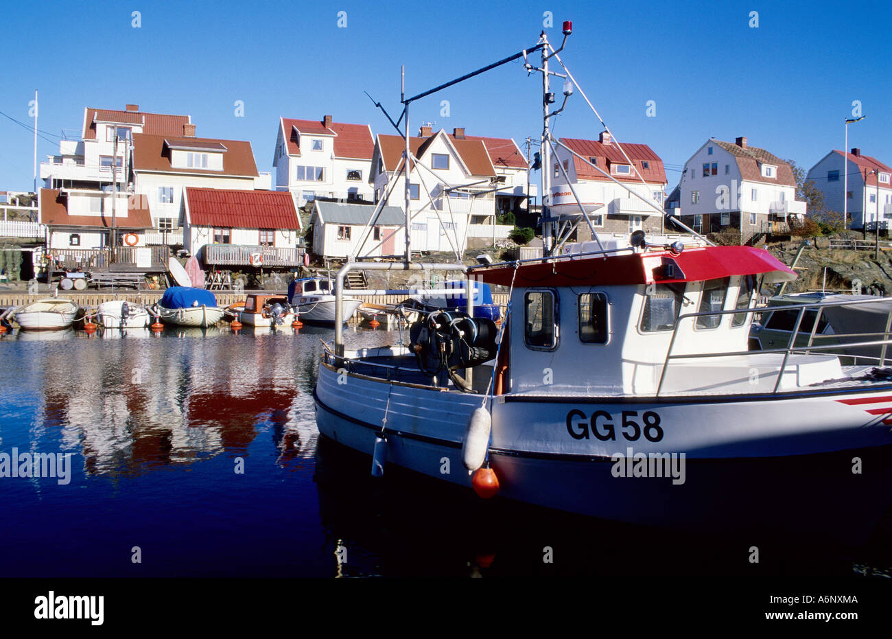 Harbour at the Island of Åstol. Bohuslän, Sweden Stock Photo - Alamy