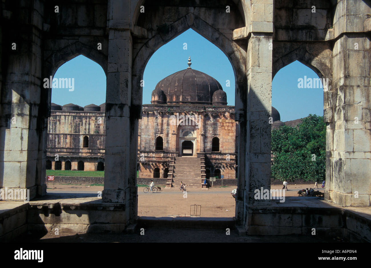 A view across the courtyard of Jamma Masjid from Ashrafi Mahal Mandu ...