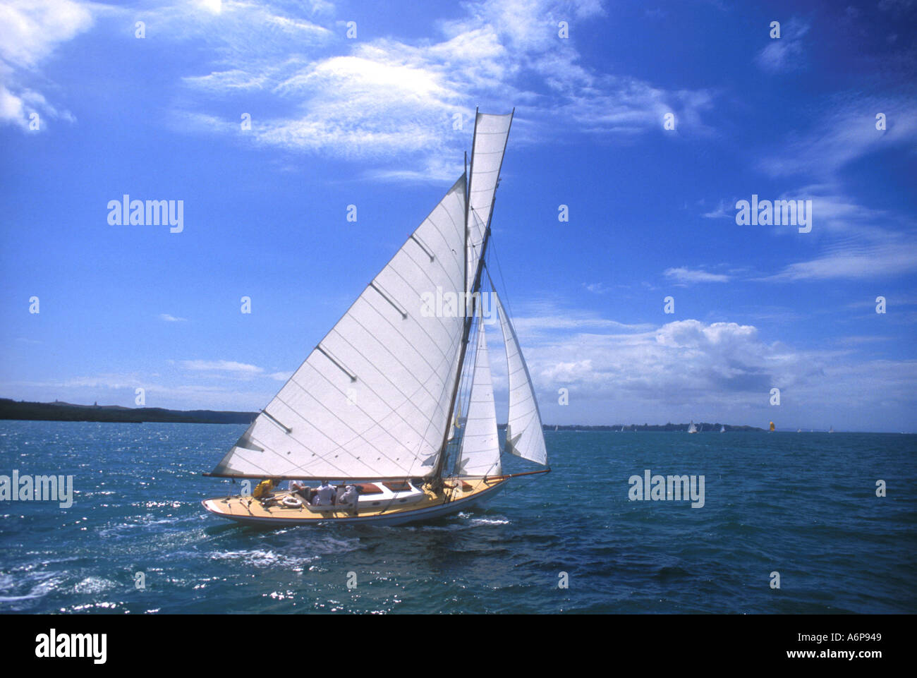 Classic gaff rigged sloop races in the 2000 Logan Classic Regatta on ...