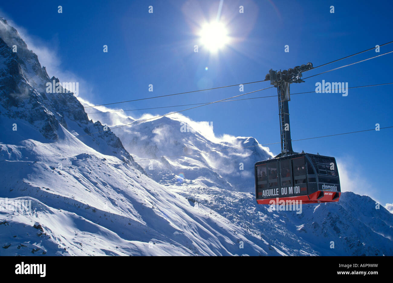 Cable car full skiers aiguille hi-res stock photography and images - Alamy