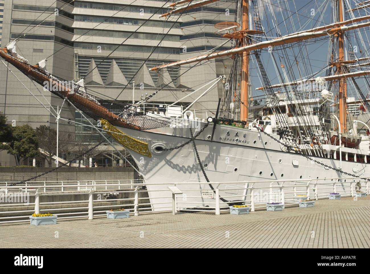 The Nippon Maru and Landmark Tower Japan's tallest building docklands ...