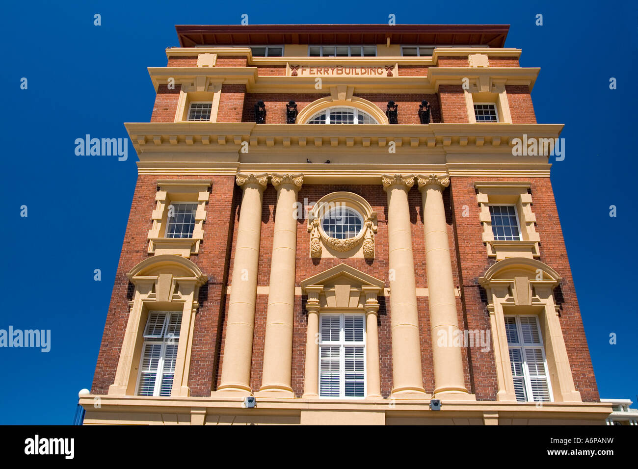 Old ferry building auckland auckland hi-res stock photography and ...