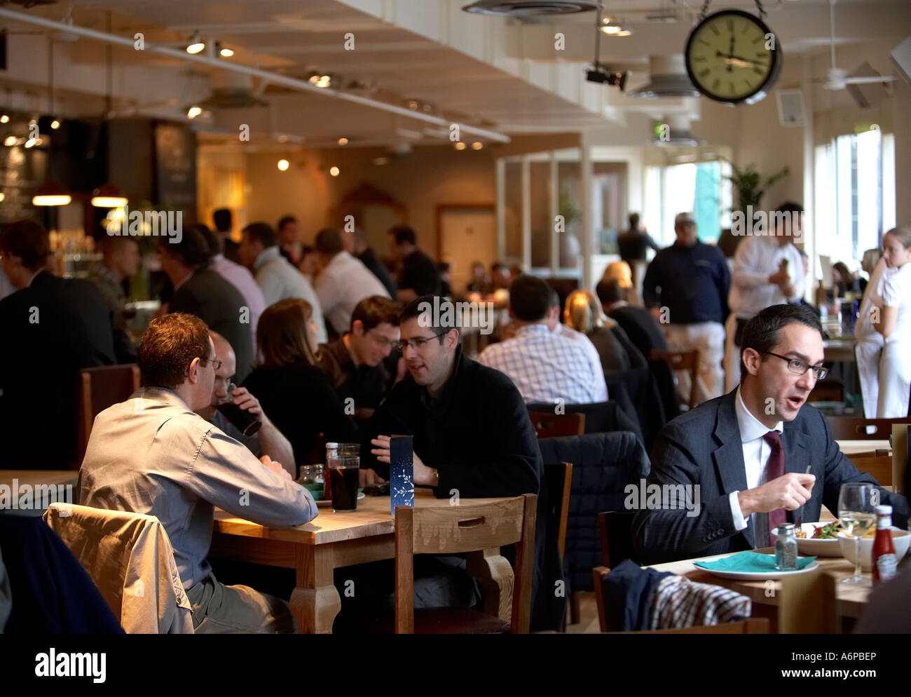 Busy Pub High Resolution Stock Photography and Images - Alamy