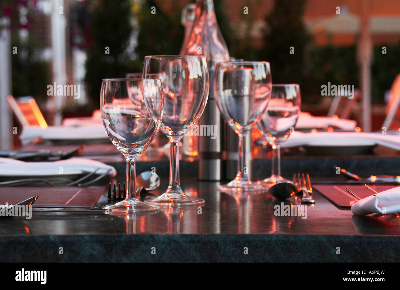 table setting at sunset Stock Photo - Alamy