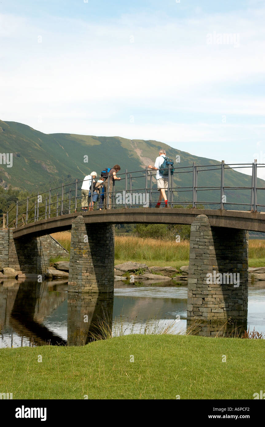Foot bridge river hi-res stock photography and images - Alamy