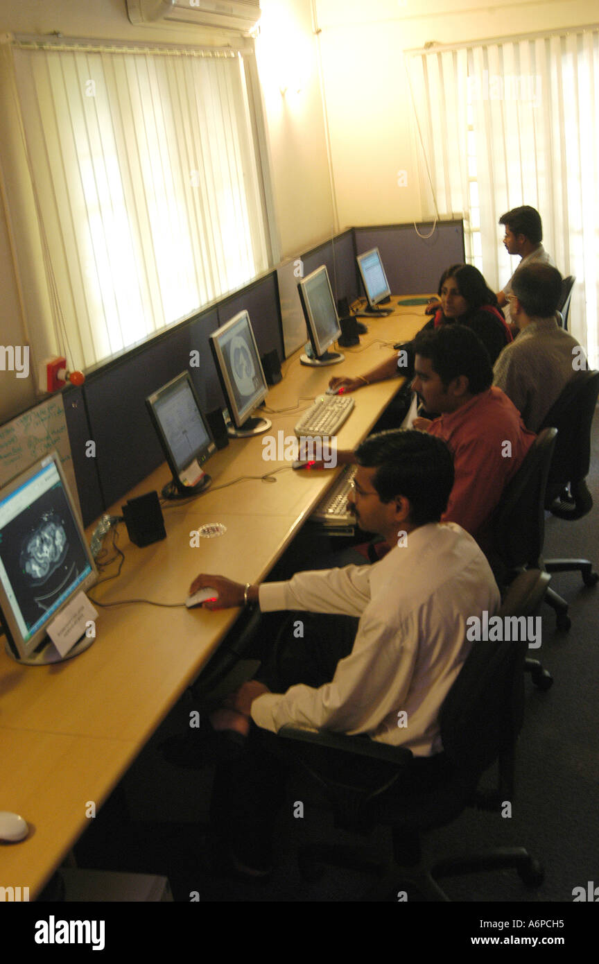 Medical call center india hi-res stock photography and images - Alamy