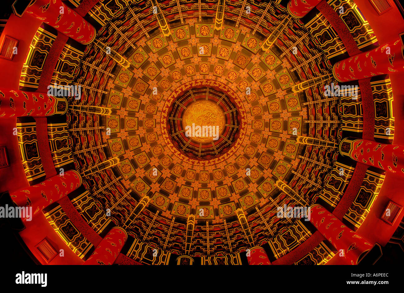 Ceiling of a Chinese Temple Stock Photo - Alamy