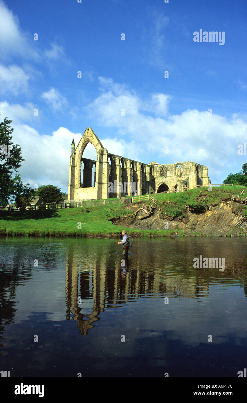 River wharfe fishing hi-res stock photography and images - Alamy