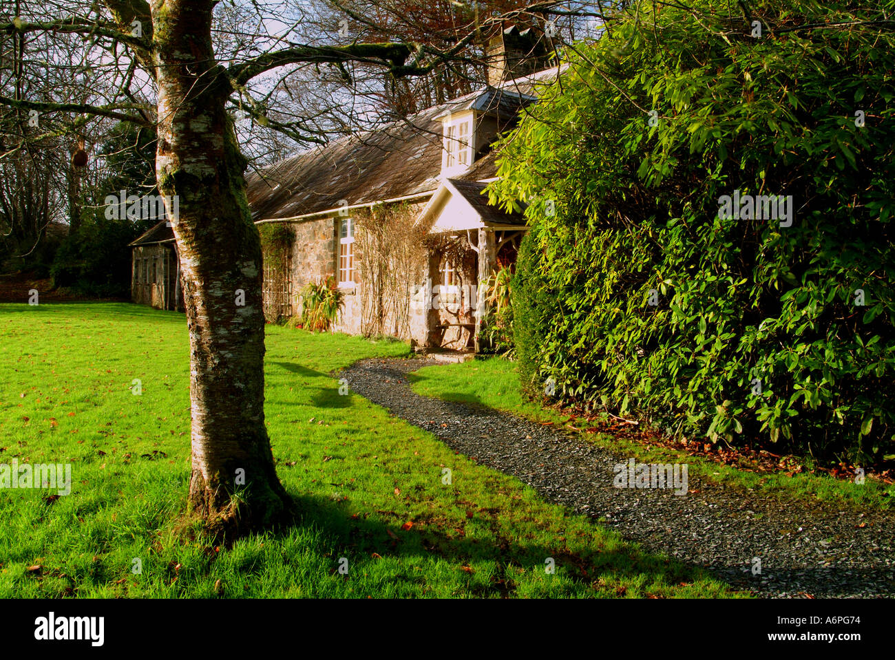 Pond cottage Endsleigh Milton Abbot Devon UK Stock Photo - Alamy