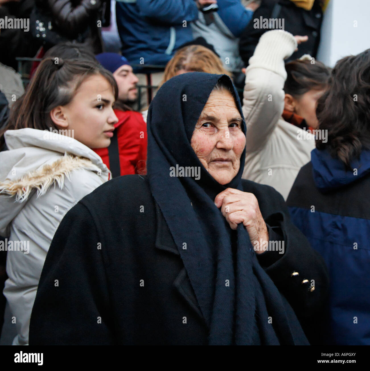 Old greek woman in black hi-res stock photography and images - Alamy