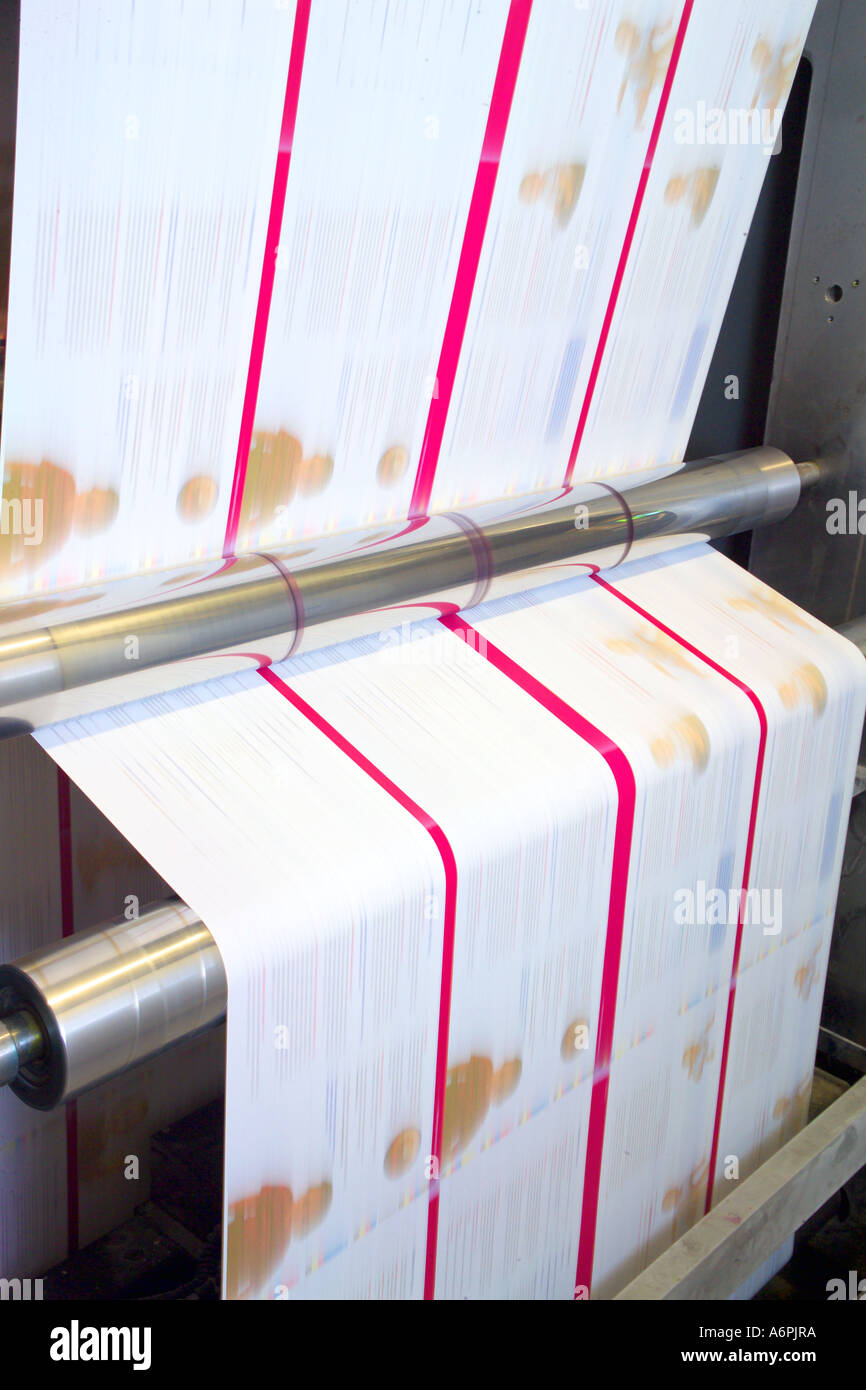 PRINTED MAGAZINE/ NEWSPAPERS GOING THROUGH INDUSTRIAL SCALE PRINTERS ...