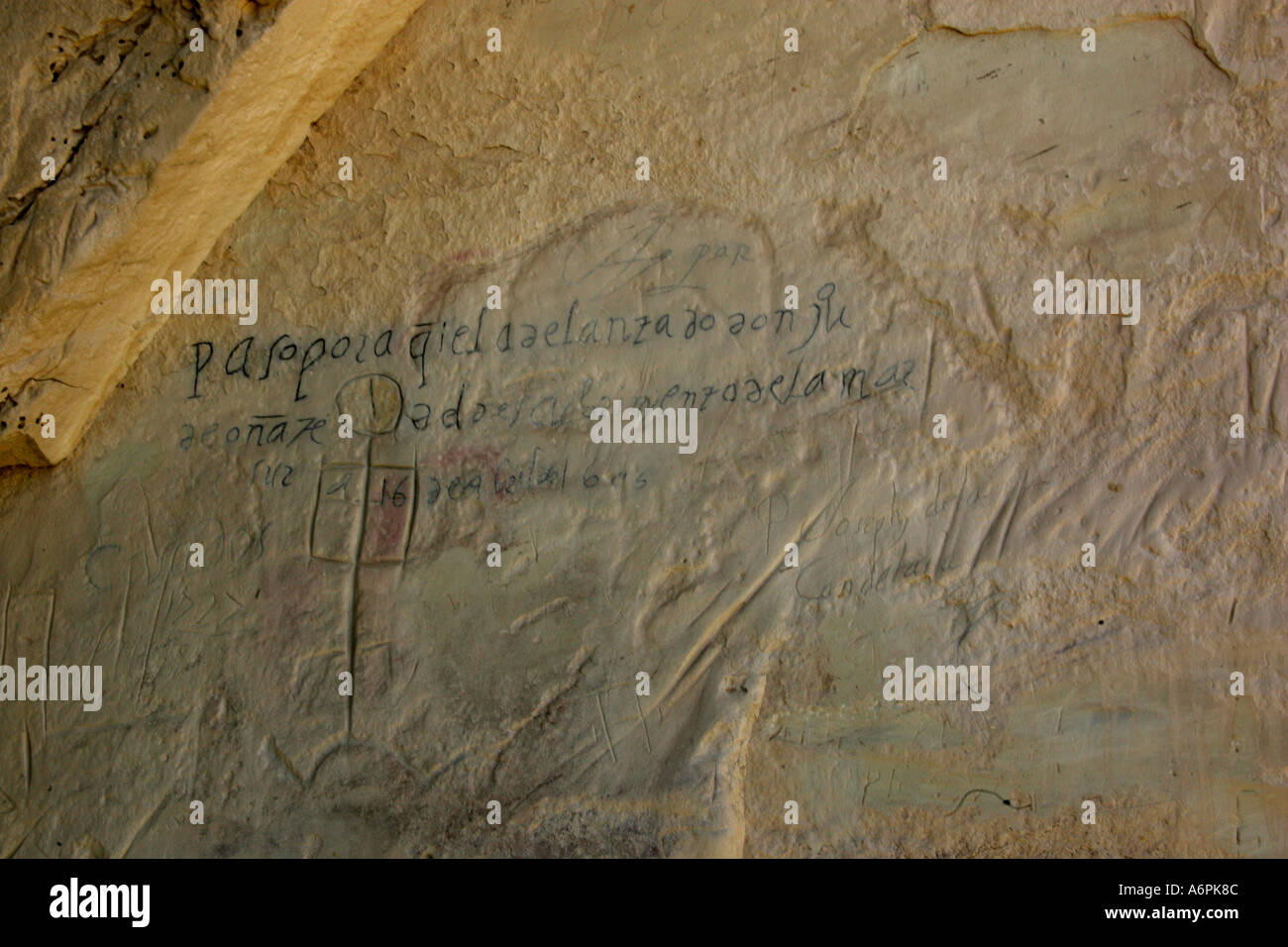 El Morro Inscriptions, El Morro National Monument, New Mexico, USA ...