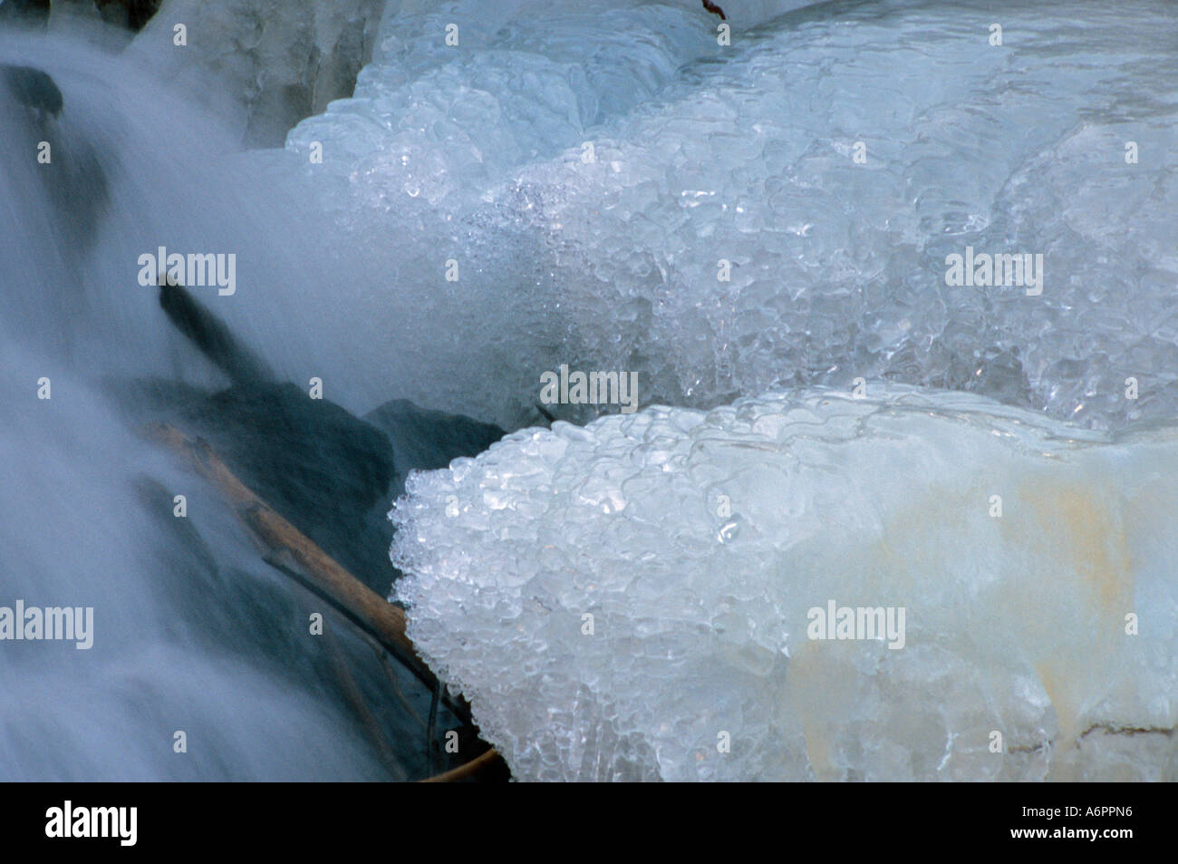 Snow slow motion frozen winter hi-res stock photography and images - Alamy