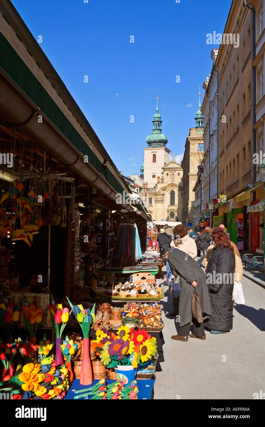 PRAGUE STREET MARKET IN THE OLD TOWN Stock Photo - Alamy