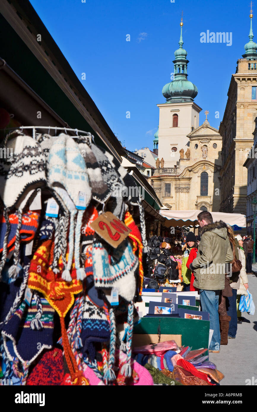 PRAGUE STREET MARKET IN THE OLD TOWN Stock Photo - Alamy