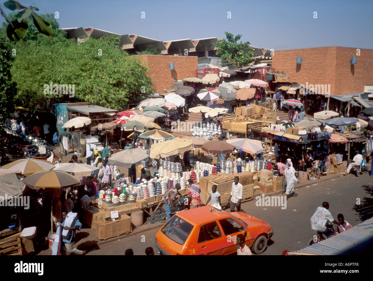 City central market in Ouagadougou. Burkina Faso Stock Photo - Alamy