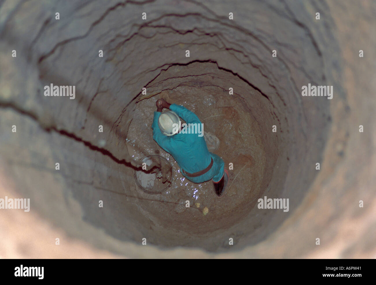 African effects of drought landscape hi-res stock photography and ...