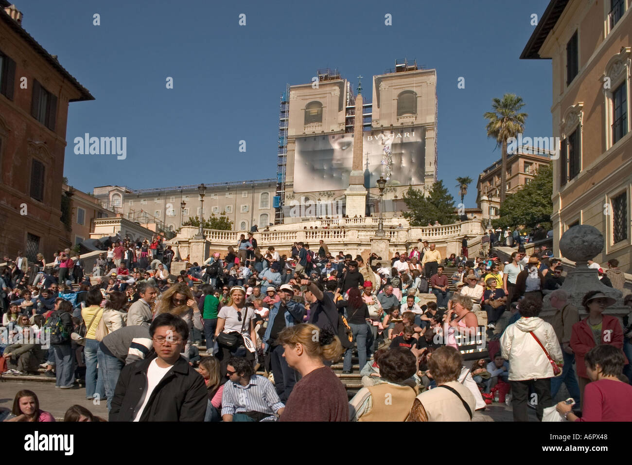 Crowds on the Spanish Steps Rome Stock Photo - Alamy