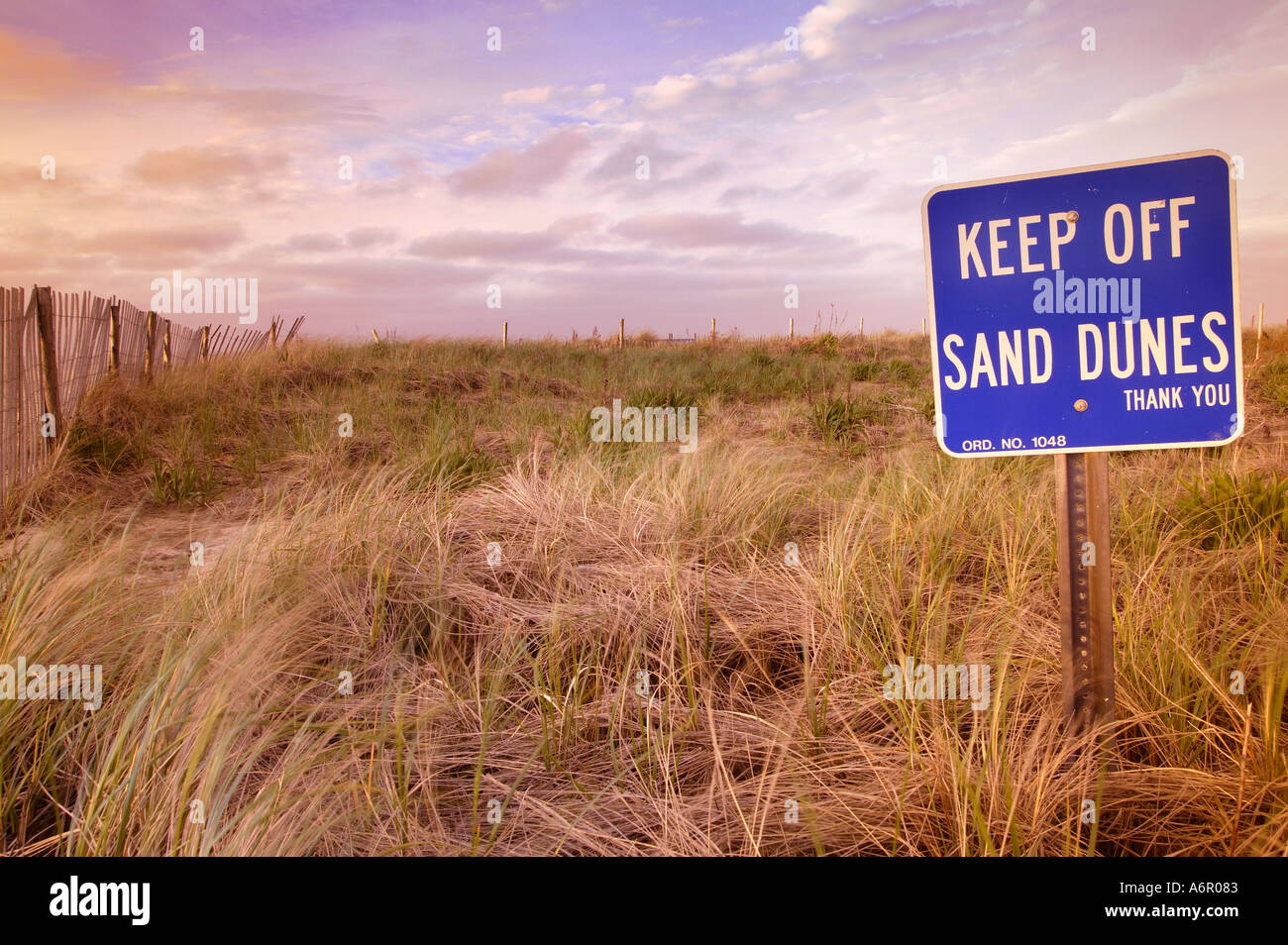 Keep off sand dunes sign hi-res stock photography and images - Alamy