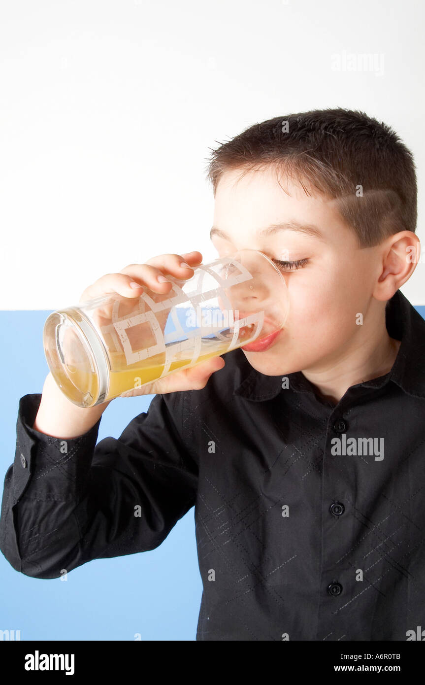 Child drinking diet soft drink hi-res stock photography and images - Alamy
