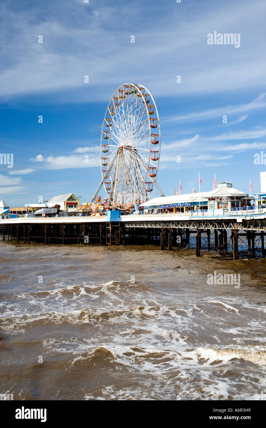 Fun fair on central pier,Blackpool,Lancashire,England Stock Photo - Alamy