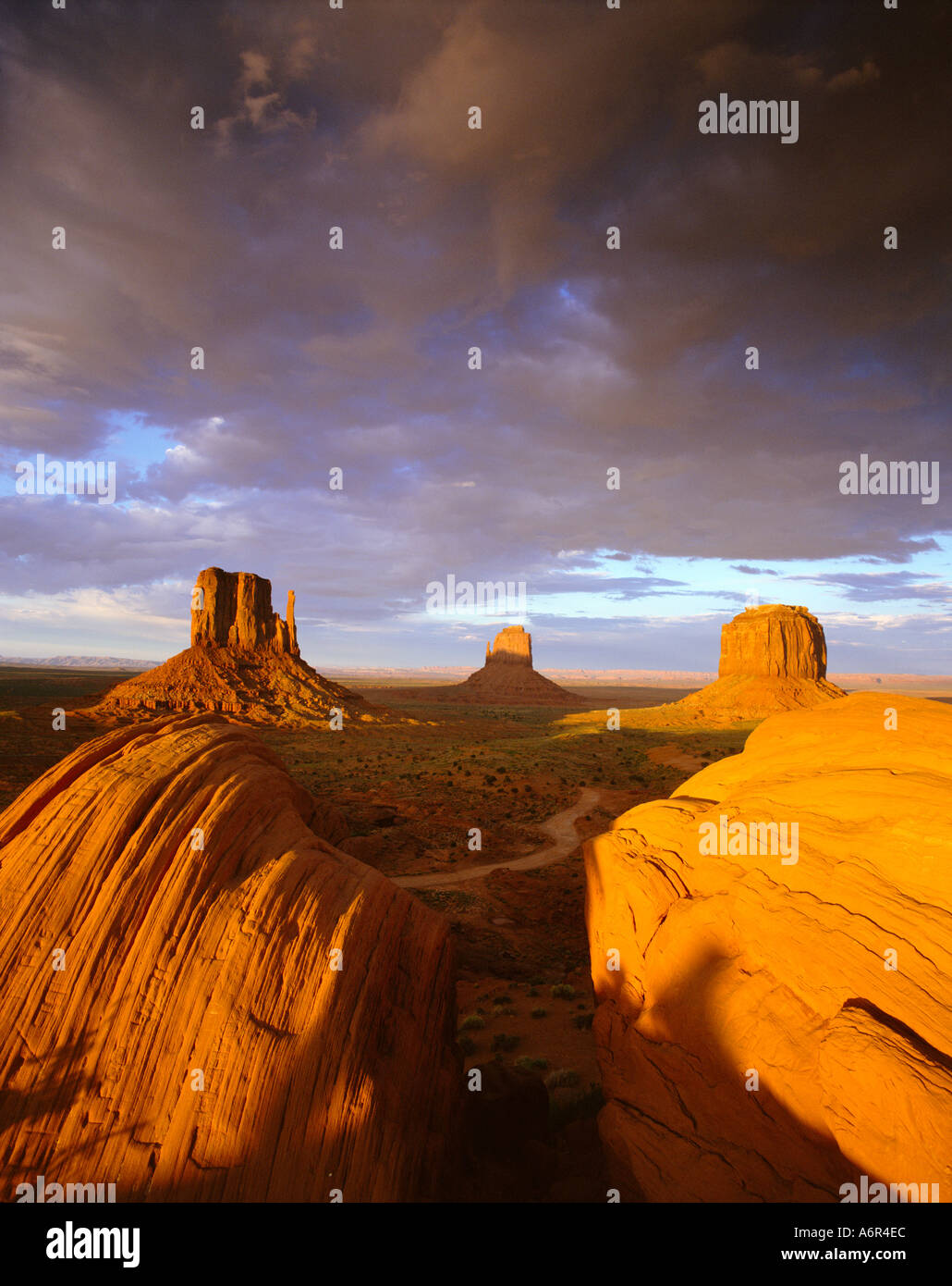 Mitten Buttes Monument Valley Arizona USA Stock Photo - Alamy