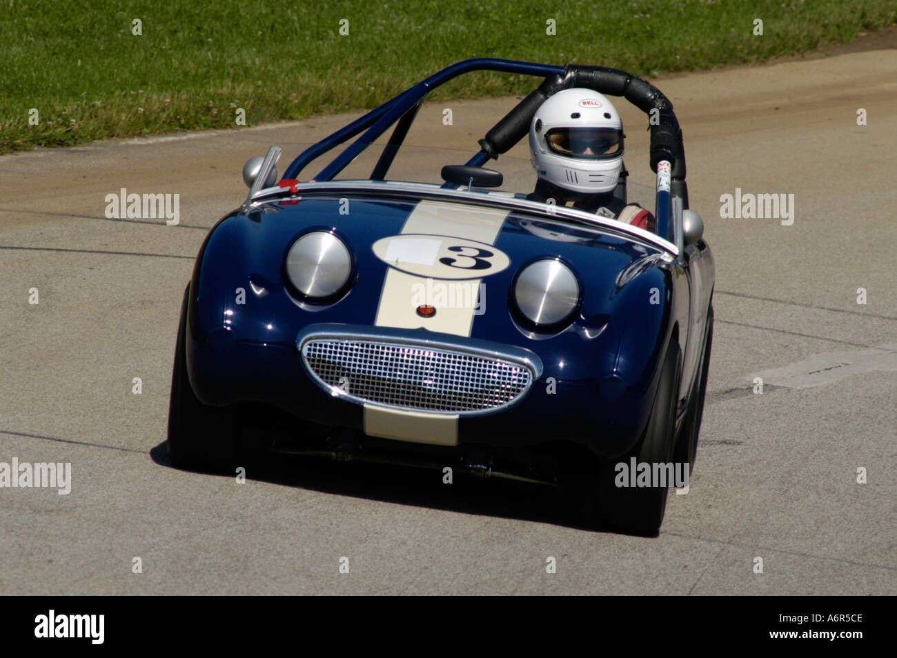 Timothy Moran races his 1960 Austin Healey Sprite Mk1 at the SVRA ...