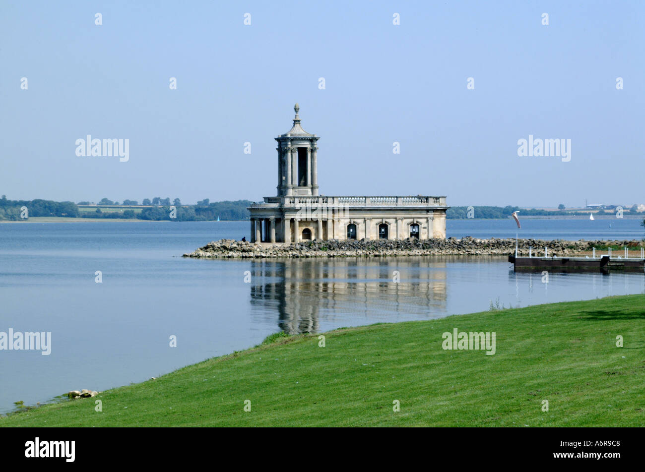 Histroic church hi-res stock photography and images - Alamy