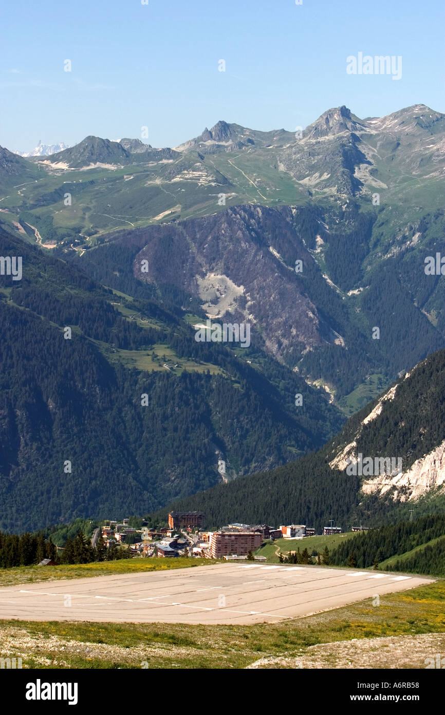 Runway of Courchevel Altiport Airport at 6581 feet Stock Photo - Alamy