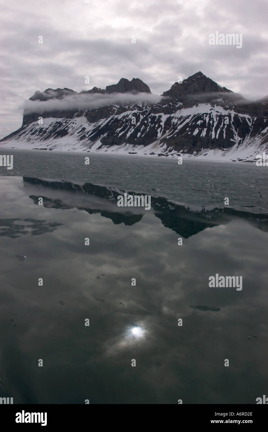 Hornsund fjord, svalbard, norway hi-res stock photography and images ...