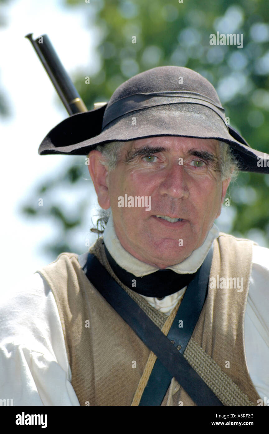 Daniel boone pioneer kentucky rifle hi-res stock photography and images ...