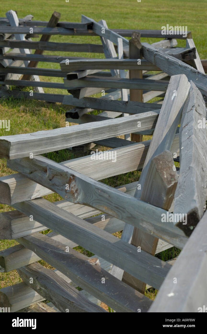 Split Rail Fence Stock Photo - Alamy
