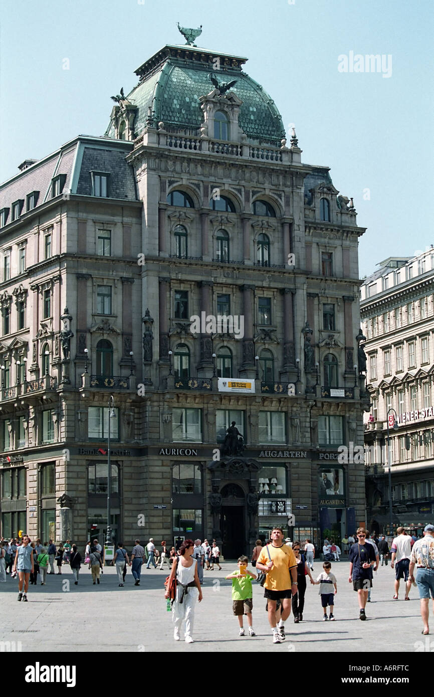 St. Stephen’s square in the center of Vienna, Austria Stock Photo - Alamy