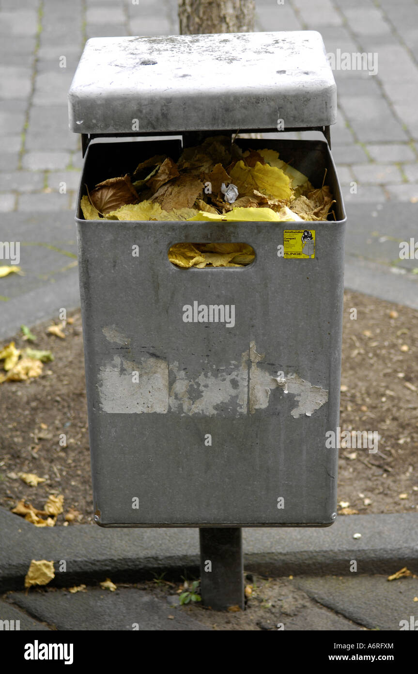 organic waste leaves dustbin Stock Photo - Alamy
