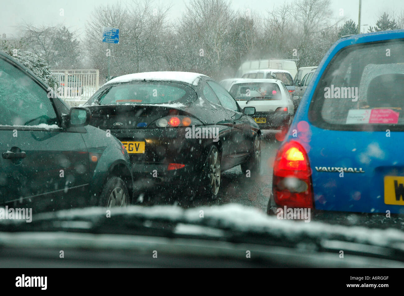 Winter driving conditions Stock Photo - Alamy